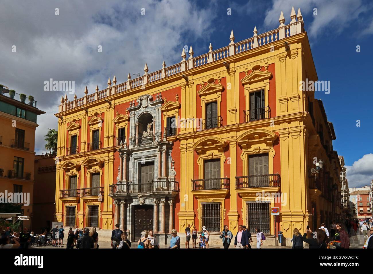 Malaga palacio immagini e fotografie stock ad alta risoluzione - Alamy