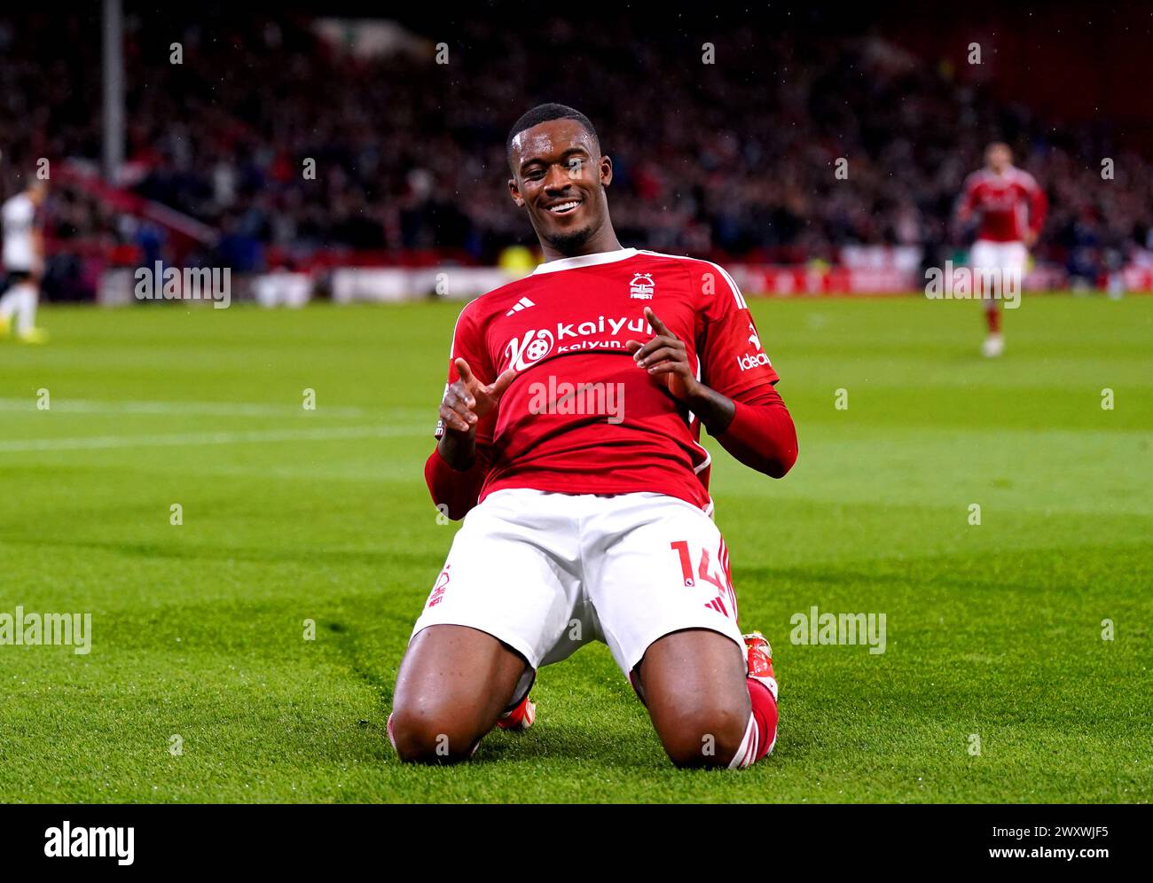 Callum Hudson-Odoi del Nottingham Forest celebra il primo gol della ...