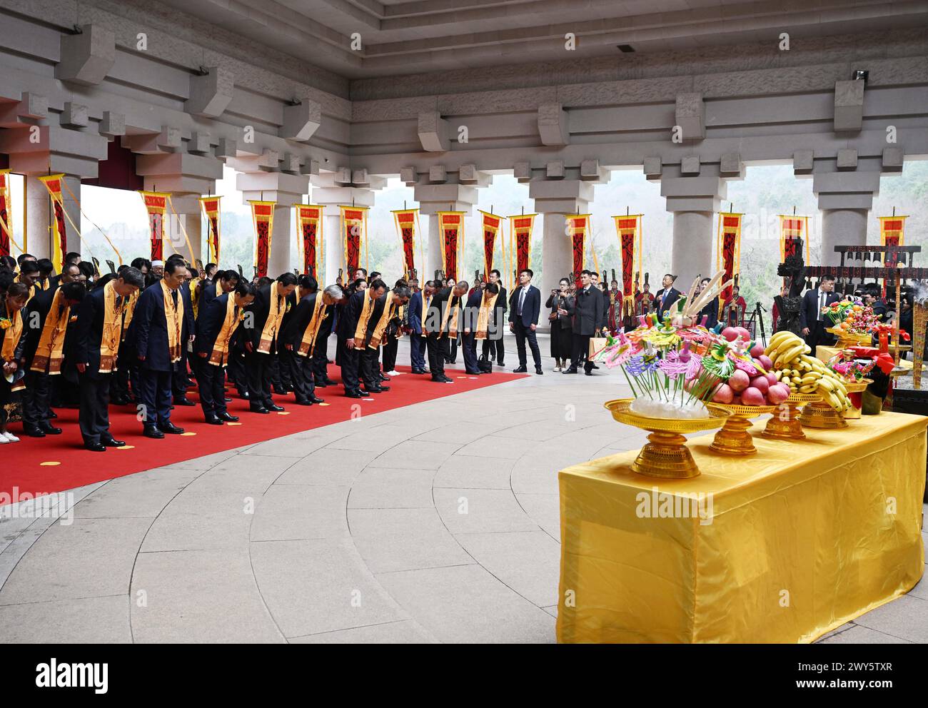 (240404) -- HUANGLING, 4 aprile 2024 (Xinhua) -- ma Ying-jeou, ex ...