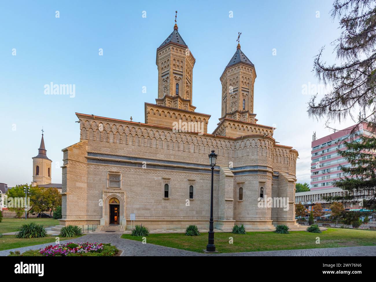 Monastero dei tre santi gerarchi immagini e fotografie stock ad alta ...