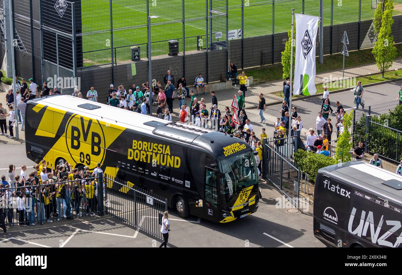 Team bus borussia dortmund sports immagini e fotografie stock ad alta ...