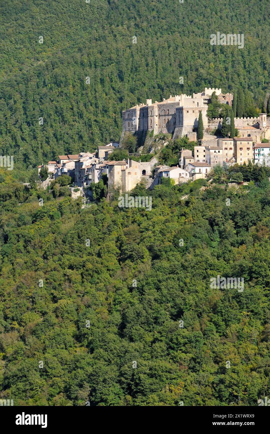 Castello rocca sinibalda immagini e fotografie stock ad alta ...