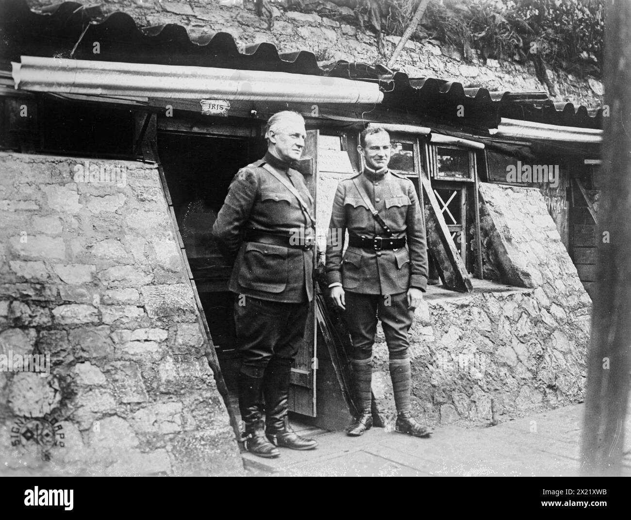 Il colonnello duncan major nella prima guerra mondiale immagini e ...