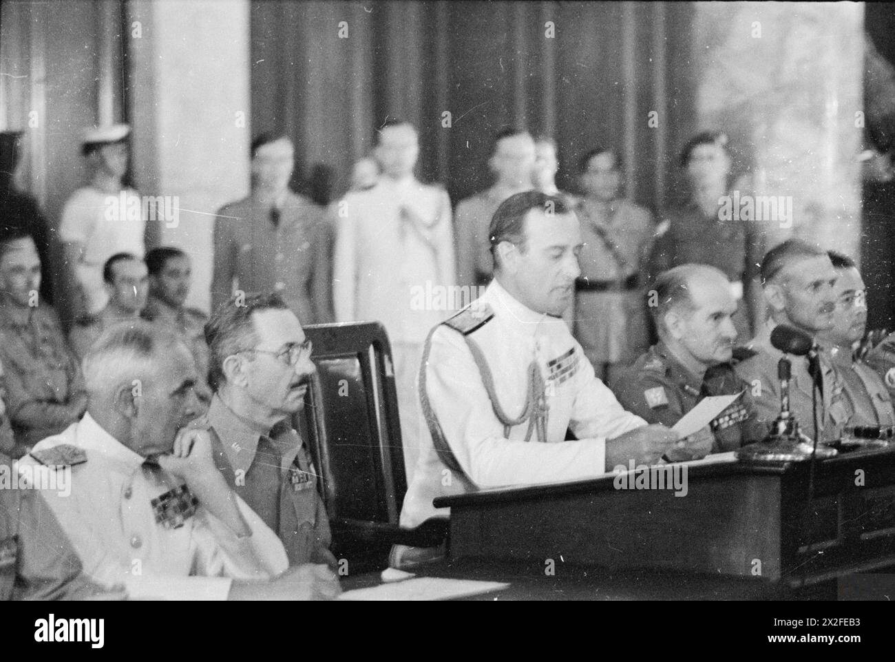 RESA GIAPPONESE A SINGAPORE, 12 SETTEMBRE 1945 - l'ammiraglio Lord ...