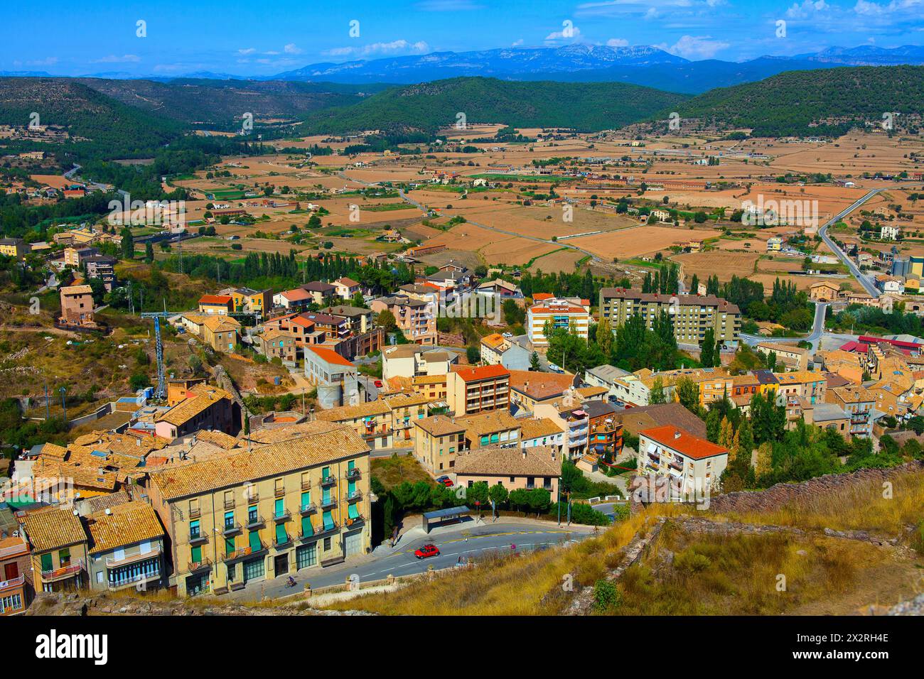 Vecchia cardona dal castello immagini e fotografie stock ad alta ...