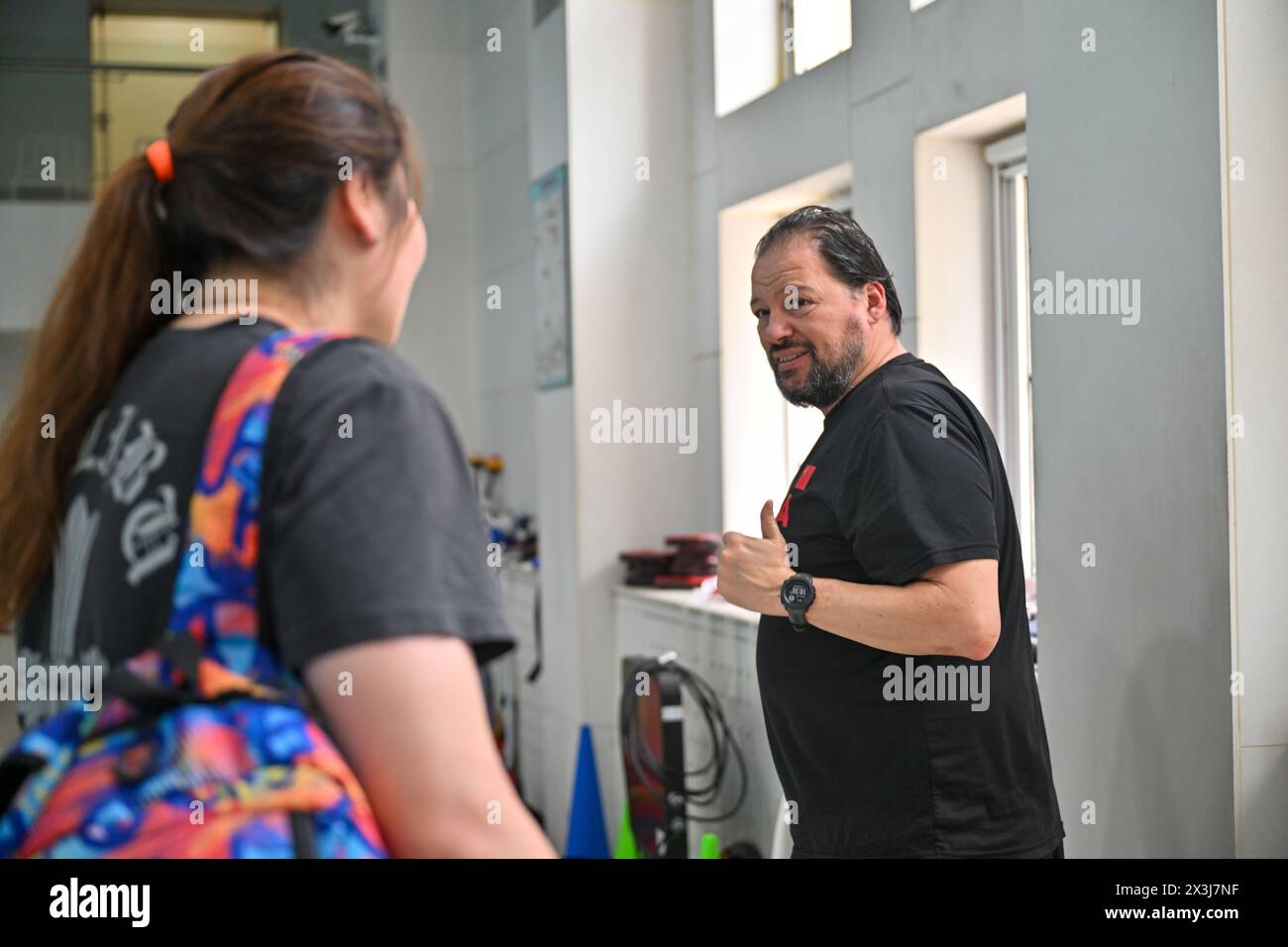 (240427) -- TIANJIN, 27 aprile 2024 (Xinhua) -- Theocharis Pavlidis (R ...