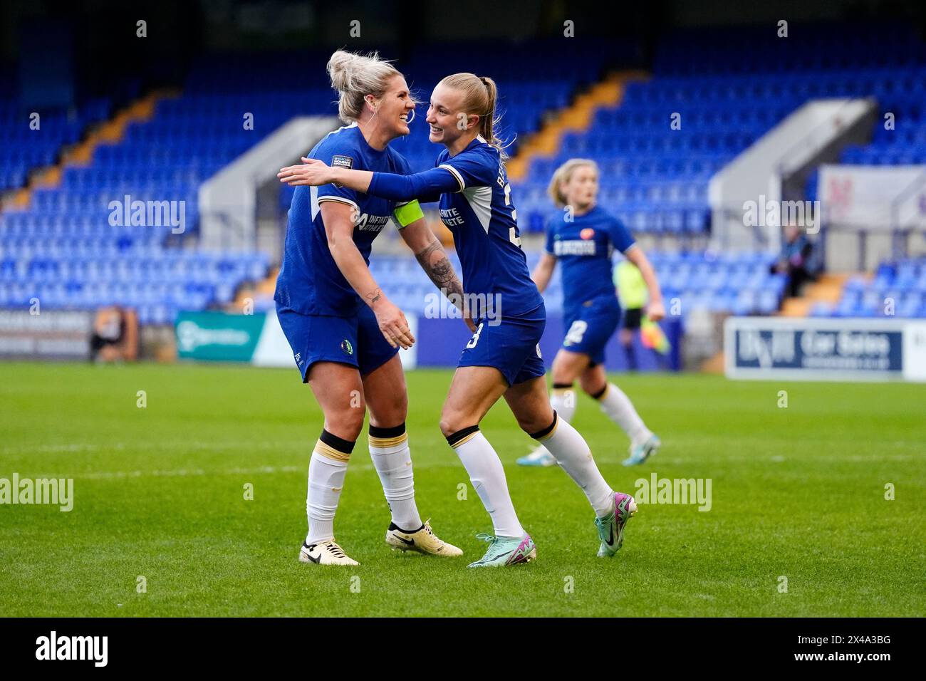 Aggie Beever-Jones del Chelsea celebra il gol di apertura della partita ...