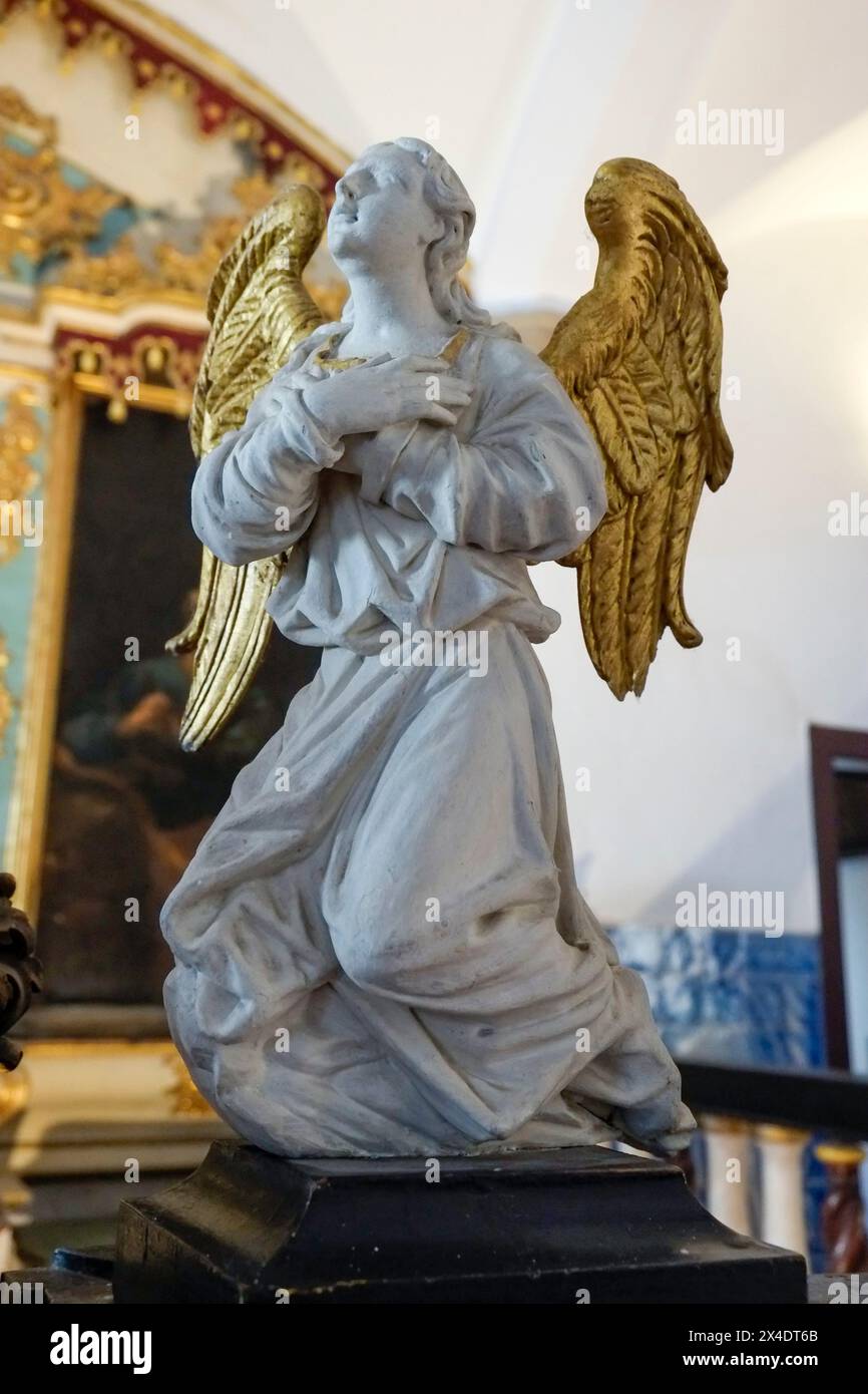 Angelo di marmo bianco immagini e fotografie stock ad alta risoluzione ...