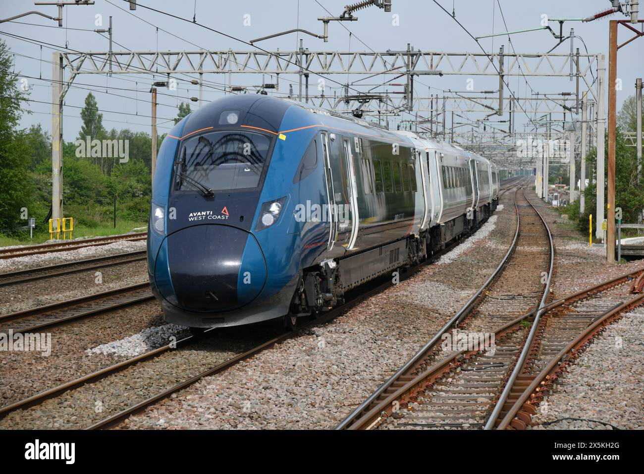 Rail hitachi immagini e fotografie stock ad alta risoluzione - Alamy