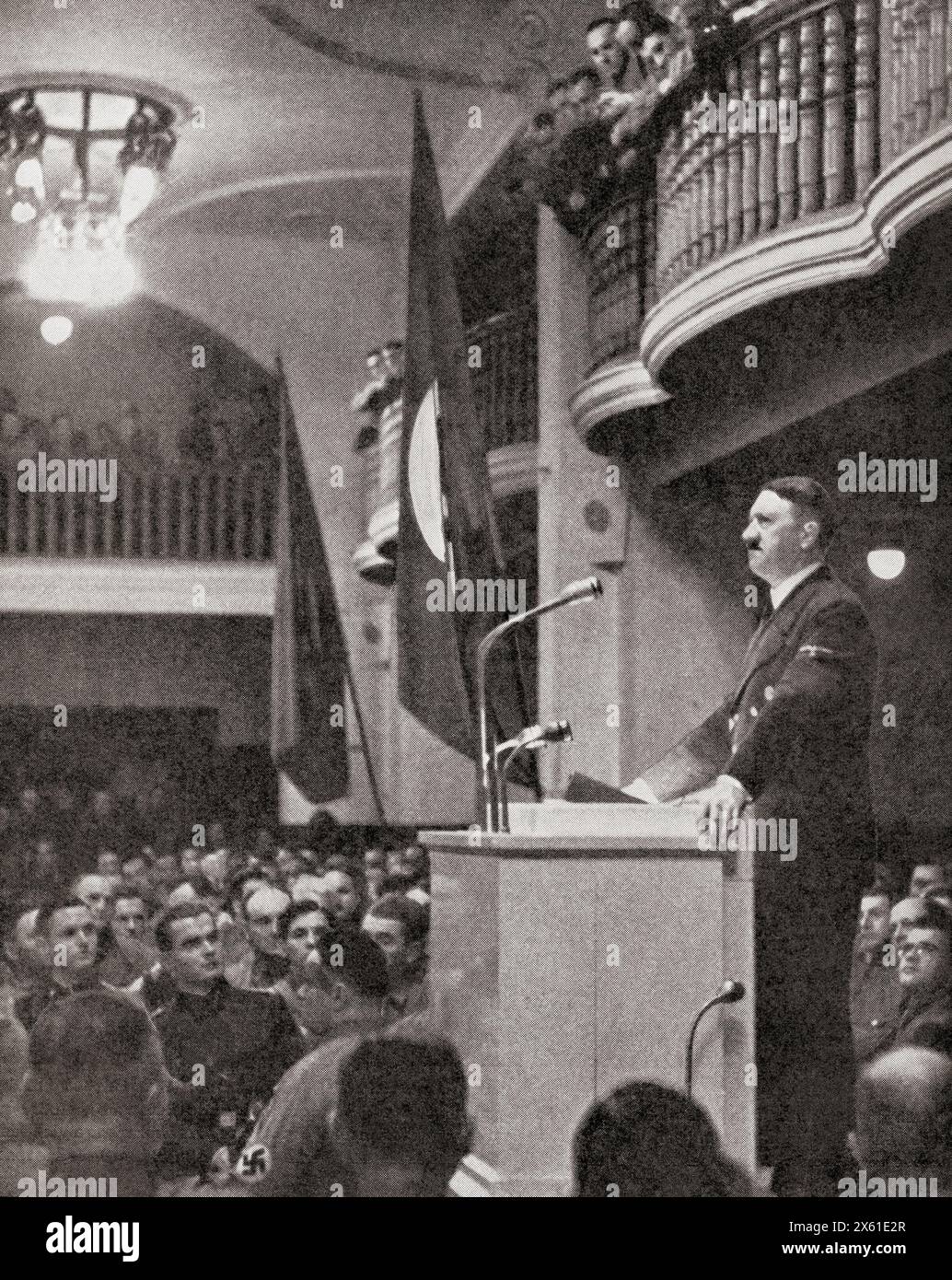 Discurso de adolf hitler immagini e fotografie stock ad alta ...