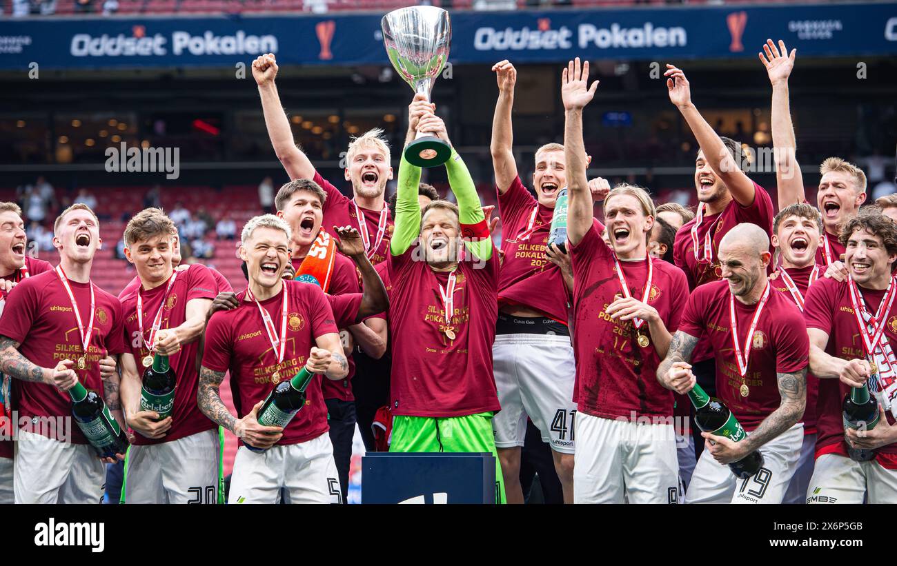 Copenaghen, Danimarca. 09 maggio 2024. Il capitano Nicolai Larsen e i ...