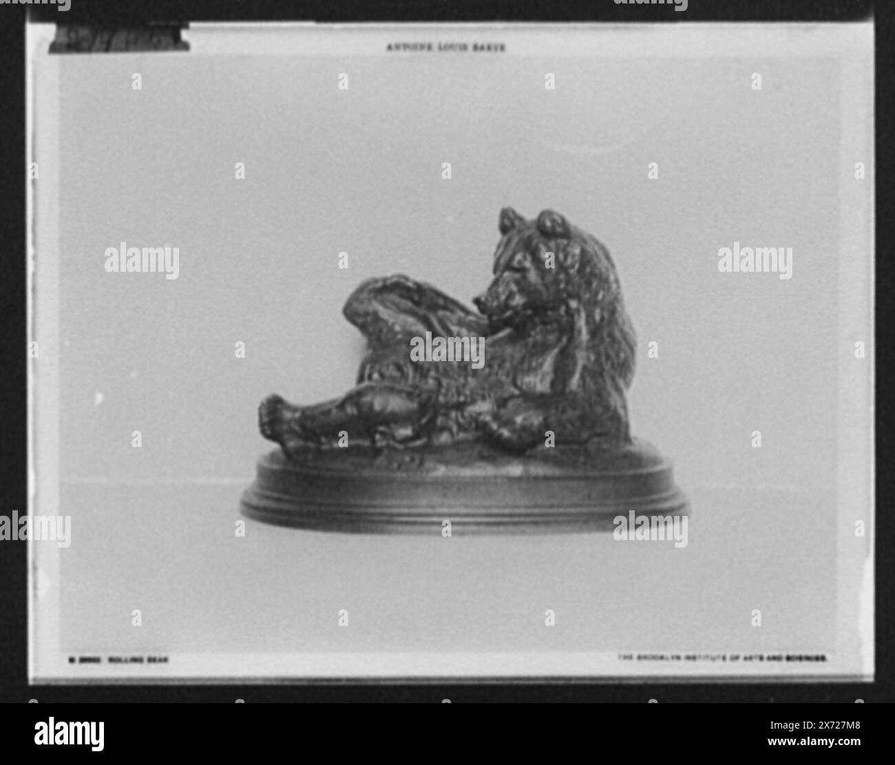 Orsi di scultura Foto e Immagini Stock in Bianco e Nero - Alamy