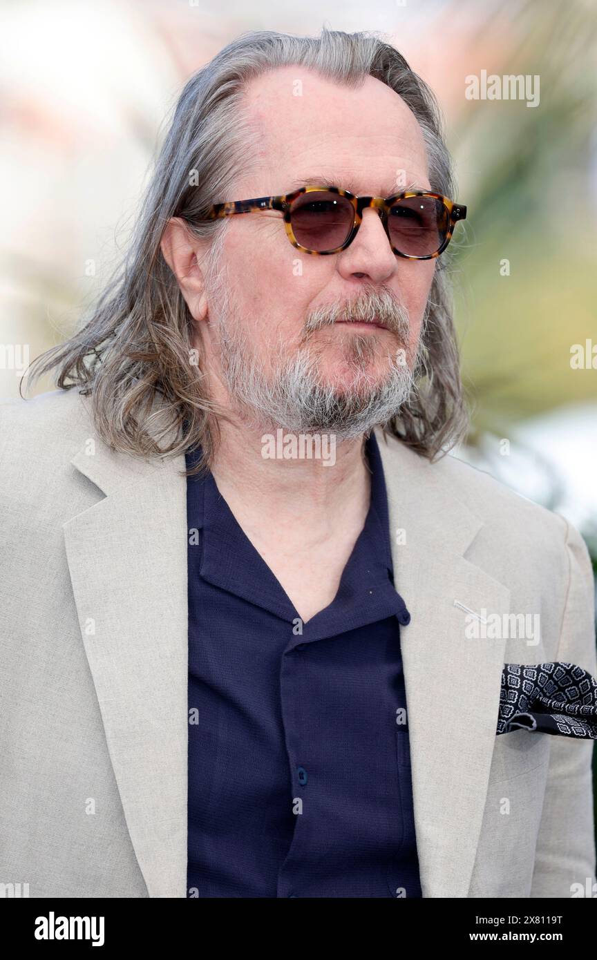 Gary Oldman beim Photocall zum Kinofilm 'Parthenope' auf dem Festival ...