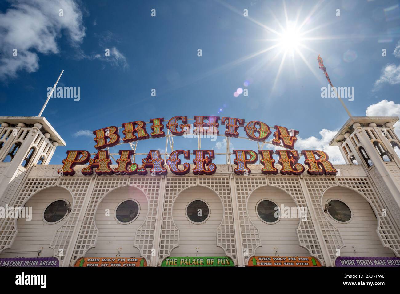 Brighton, 27 maggio 2024: A partire da questa settimana, il Palace Pier ...