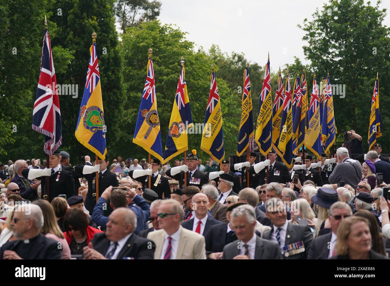Veterani e ospiti durante il servizio di memoria della Royal British ...
