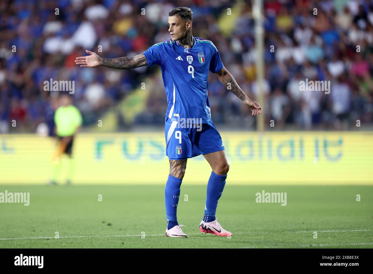 Gianluca Scamacca d'Italia gesta durante l'amichevole tra Italia e ...