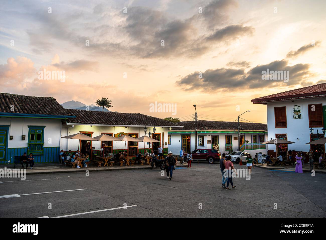 Case colombiane immagini e fotografie stock ad alta risoluzione - Alamy