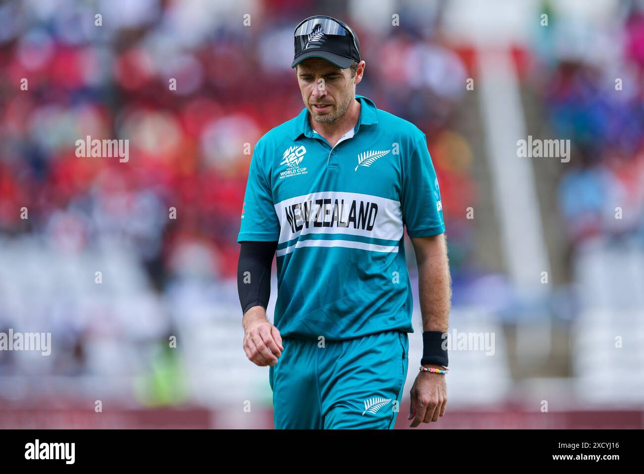 Tim Southee della nuova Zelanda contro Papau nuova Guinea durante la ...