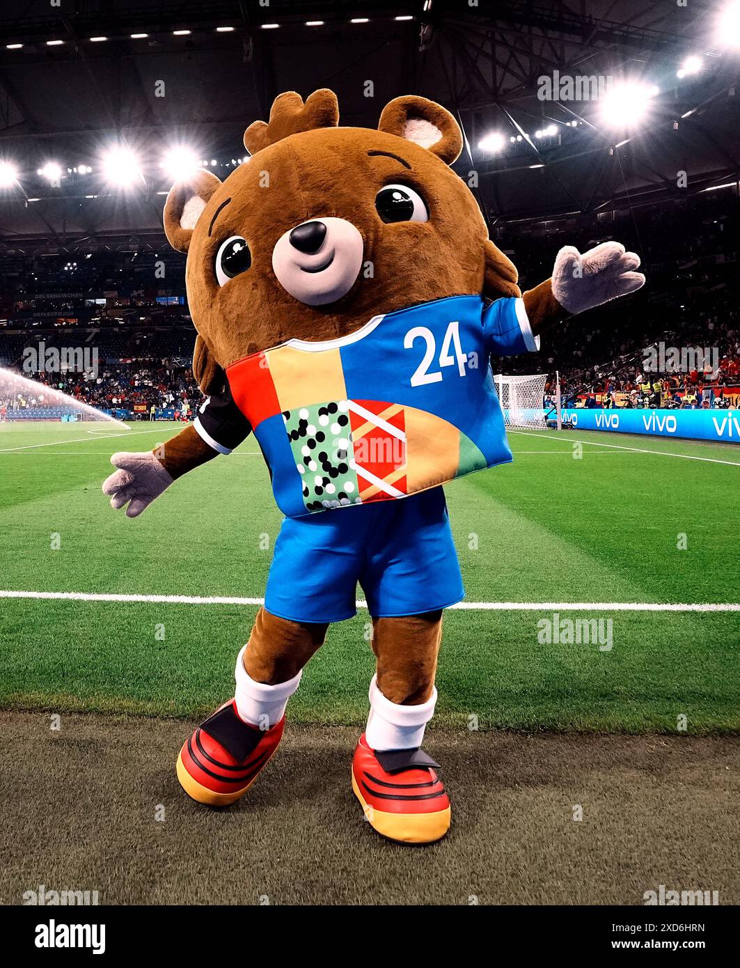 La mascotte UEFA Euro 2024 Albart durante la partita UEFA Euro 2024 di ...