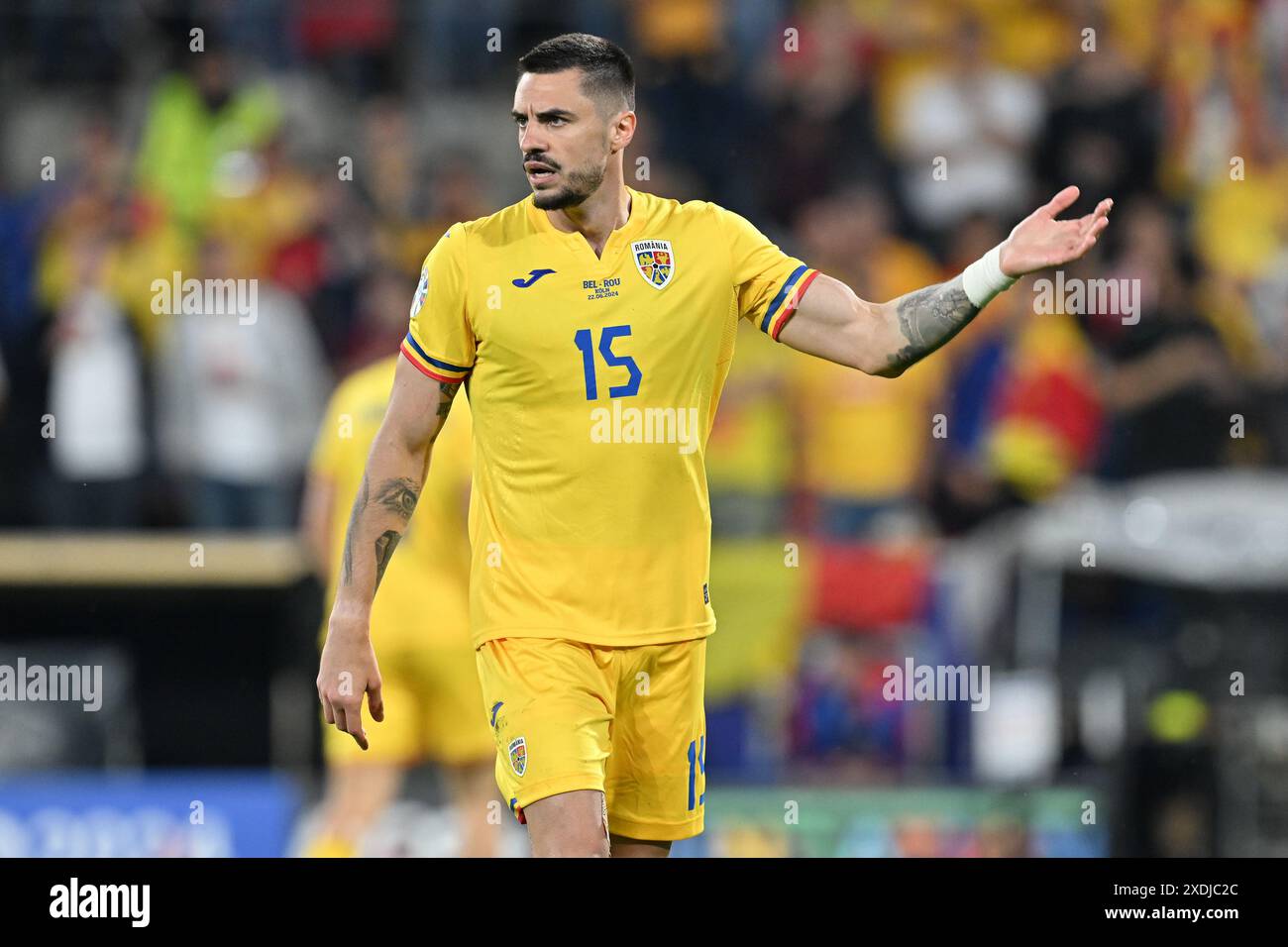 Andrei Burca (15) di Romania nella foto di una partita di calcio tra le ...