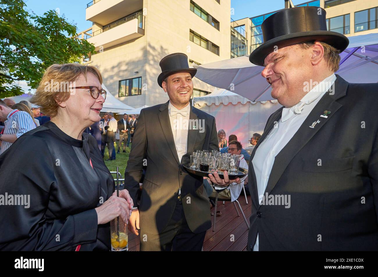 Daniela Behrens, Alexander Hildebrand und Rolf Franke beim Sommerfest ...