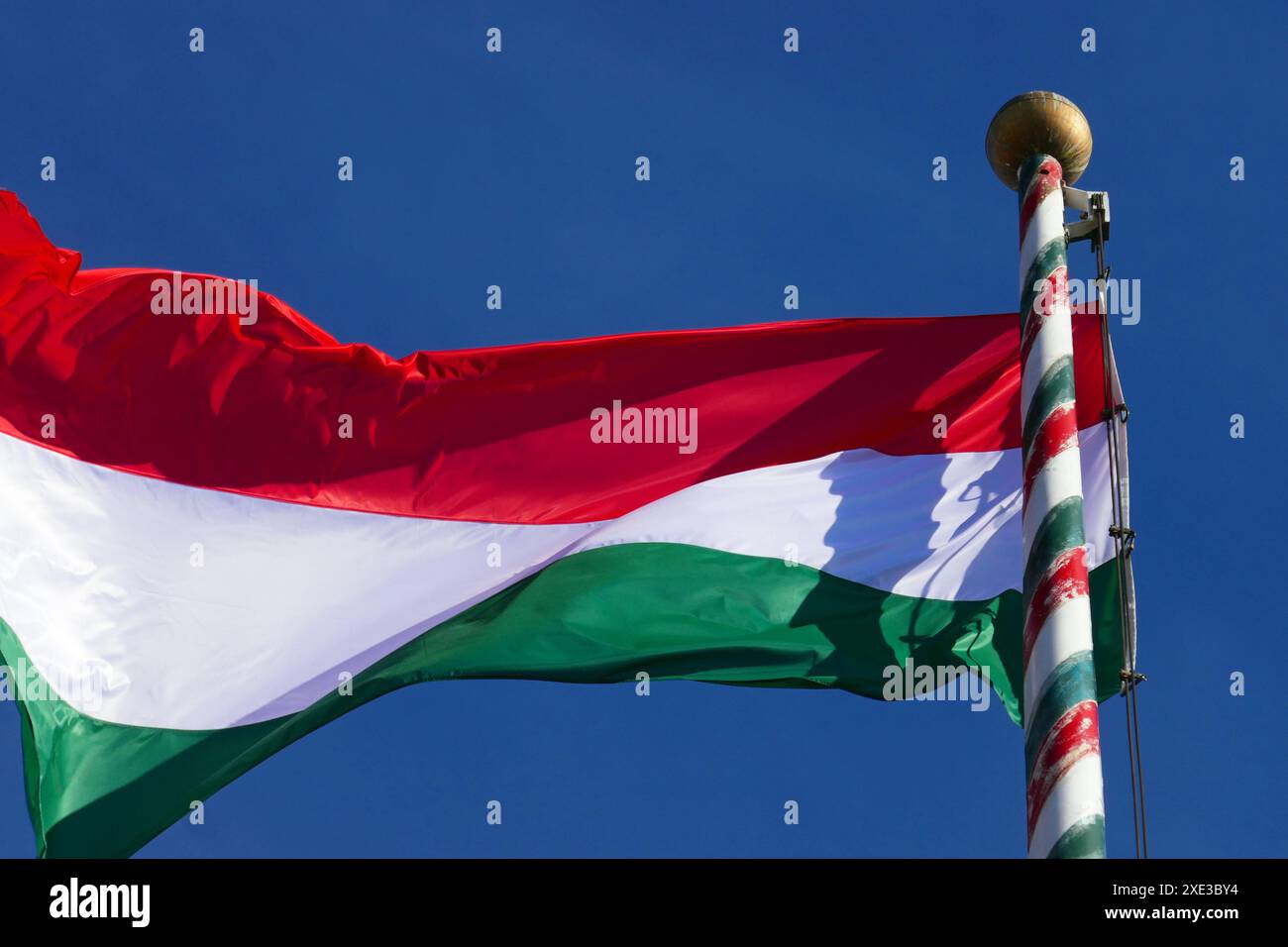 Bandiera simbolo ungherese immagini e fotografie stock ad alta ...