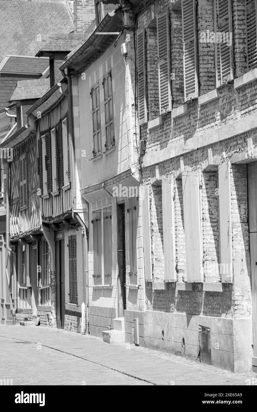 Facciate di case storiche nel centro storico Foto e Immagini Stock in ...