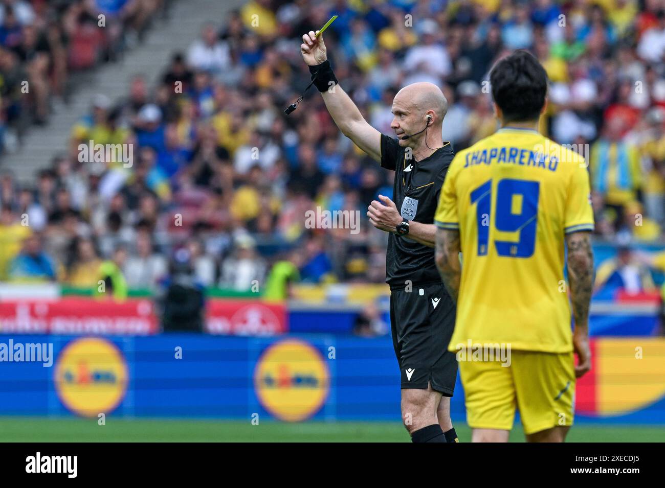 Stoccarda, Germania. 26 giugno 2024. Cartellino giallo dato dall ...