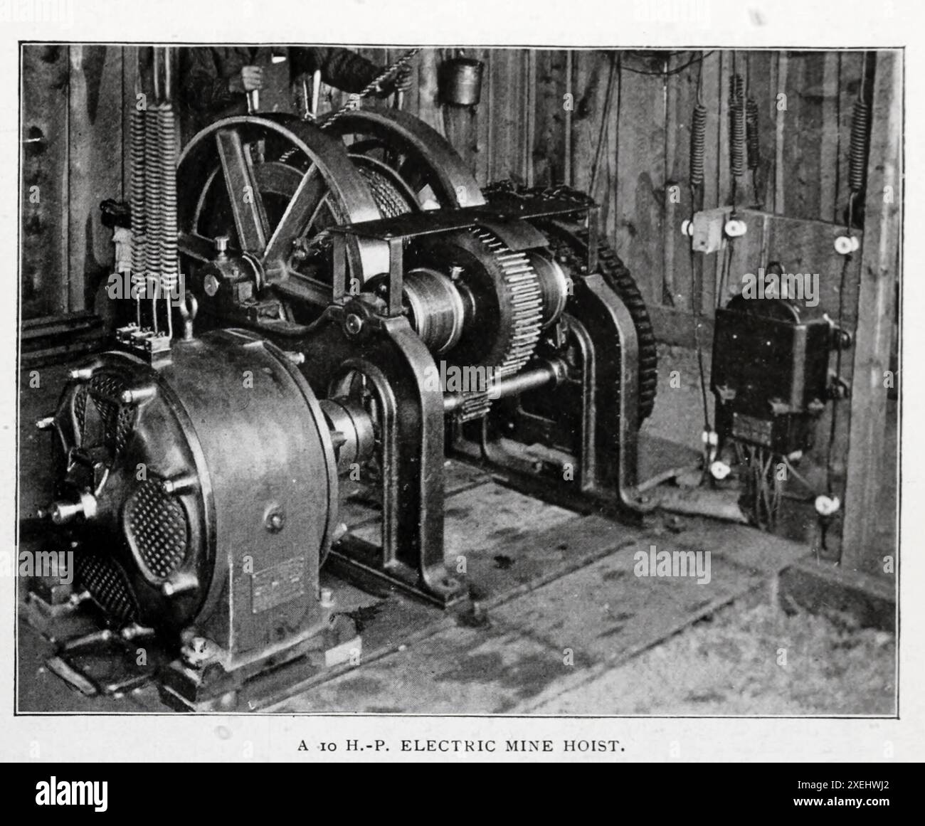 UN 10 H.-P. PARANCO ELETTRICO DA MINIERA. Dall'articolo ELECTRICITY IN ...