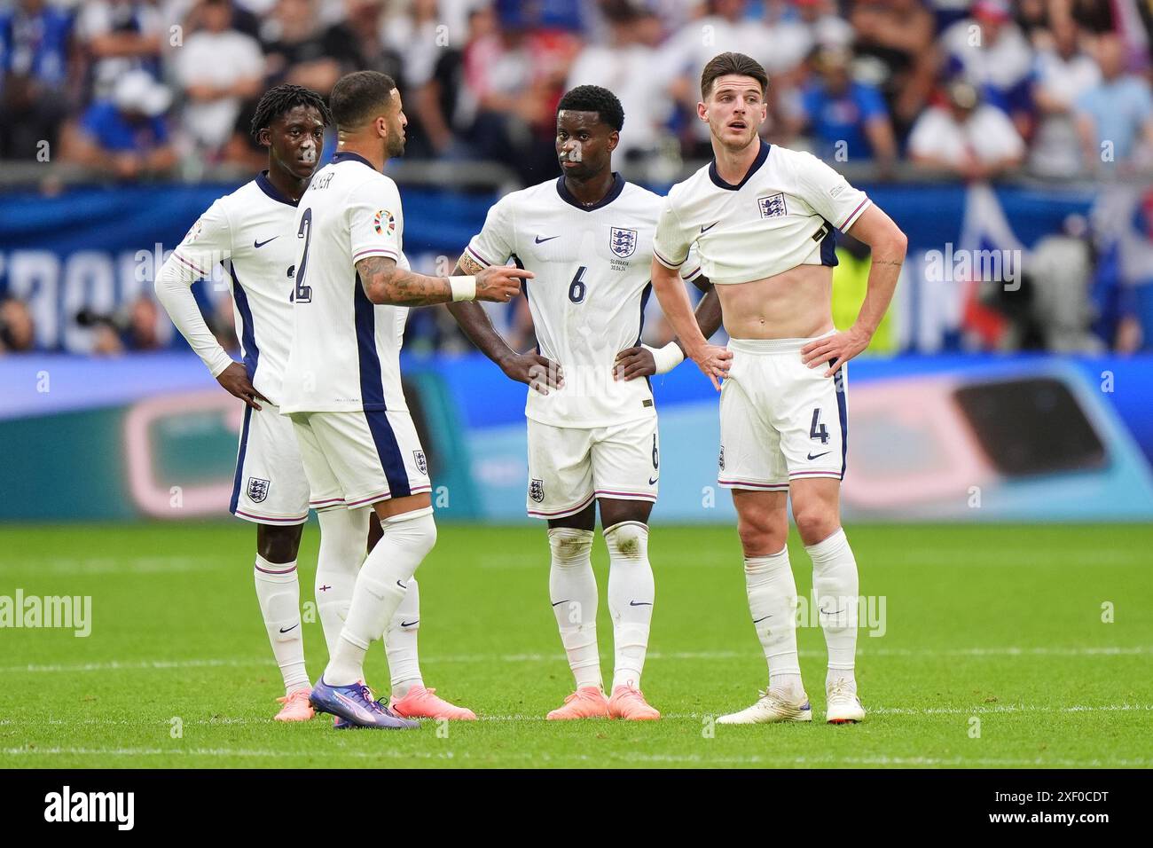 L'inglese Declan Rice (a destra) , Marc Guehi , Kyle Walker e Kobbie ...