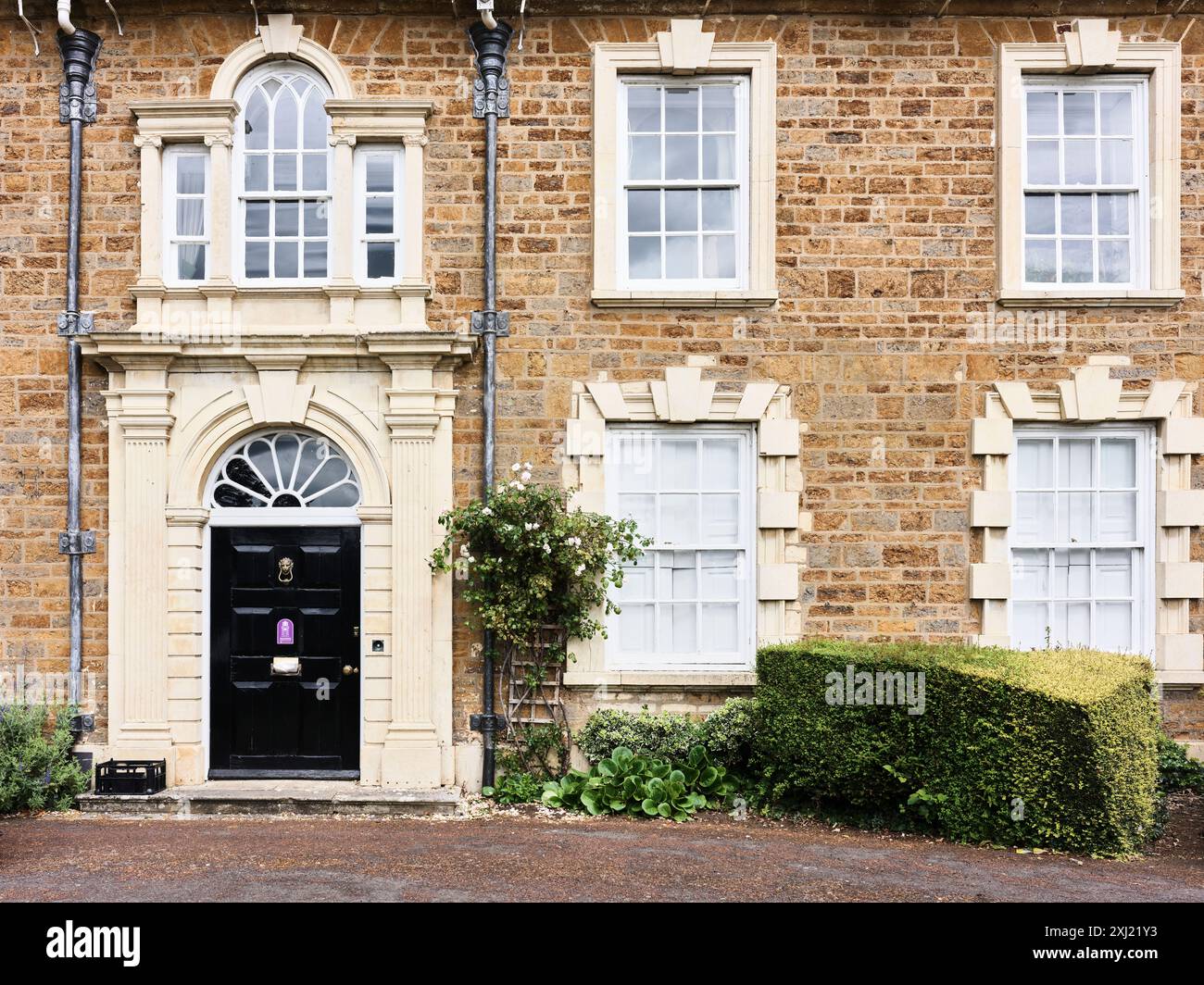 Old manor house immagini e fotografie stock ad alta risoluzione - Alamy