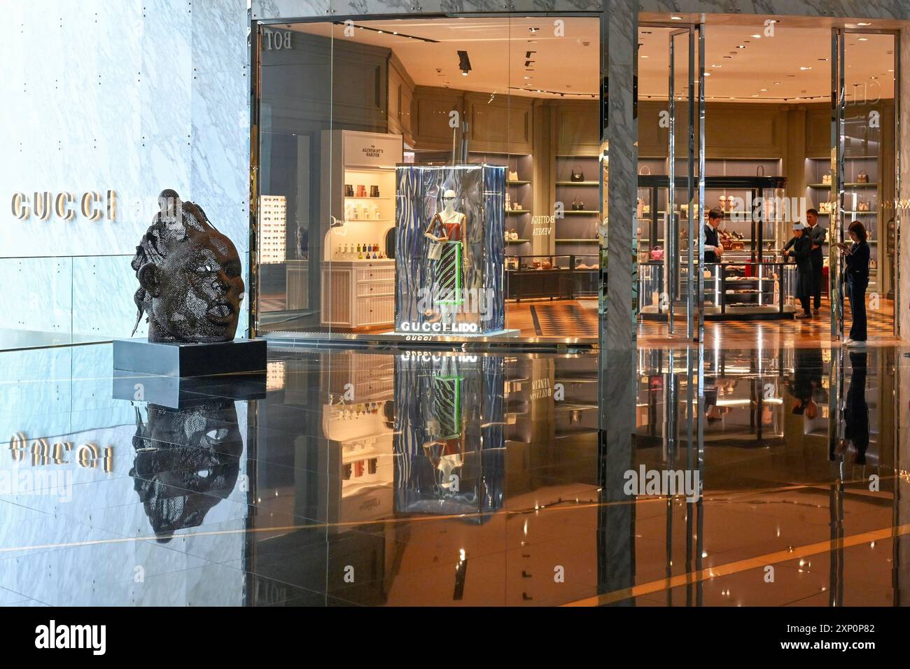 Bangkok gucci immagini e fotografie stock ad alta risoluzione - Alamy