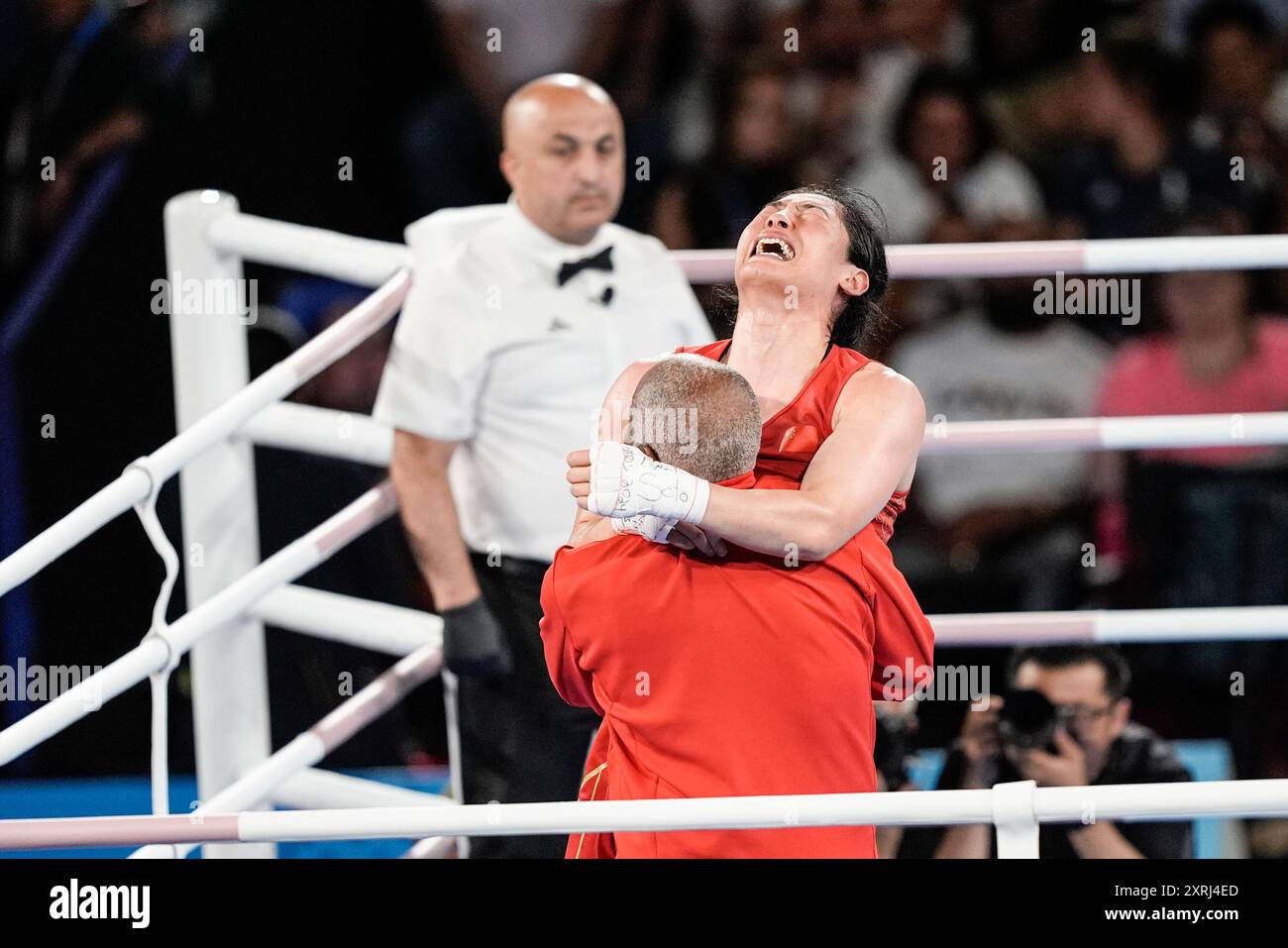 Qian Li of China celebrate the gold medal during Women's 75kg - Final ...