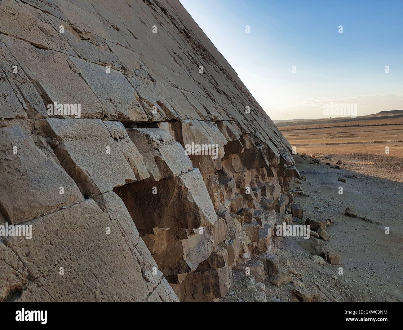 Piramide di snefuru immagini e fotografie stock ad alta risoluzione - Alamy