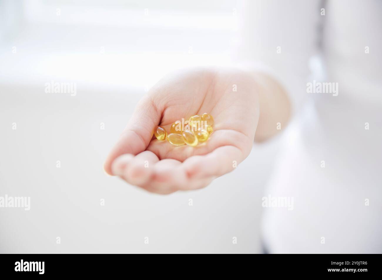 Vitamina capsule immagini e fotografie stock ad alta risoluzione - Alamy