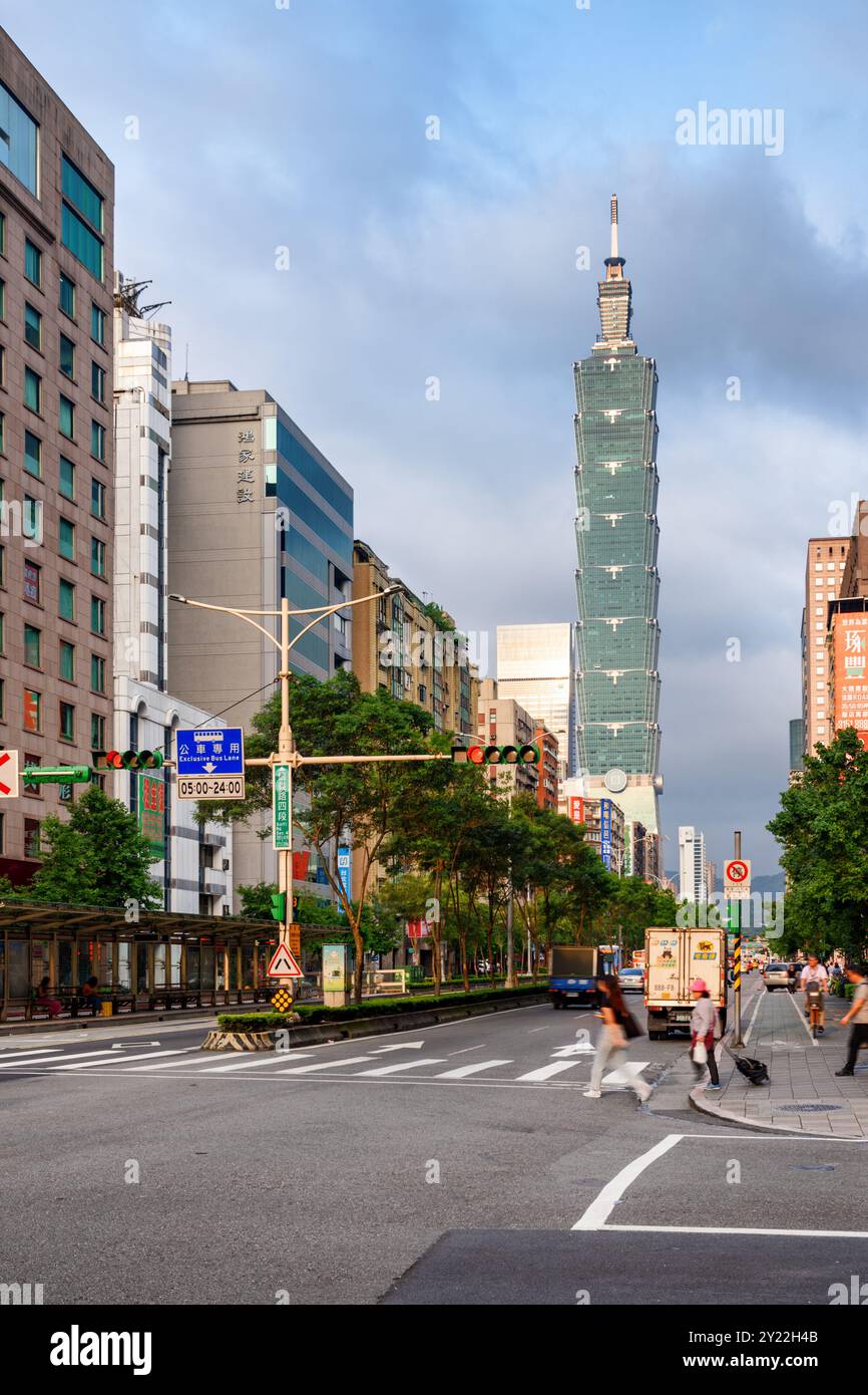 Vista della torre di taipei 101 immagini e fotografie stock ad alta ...