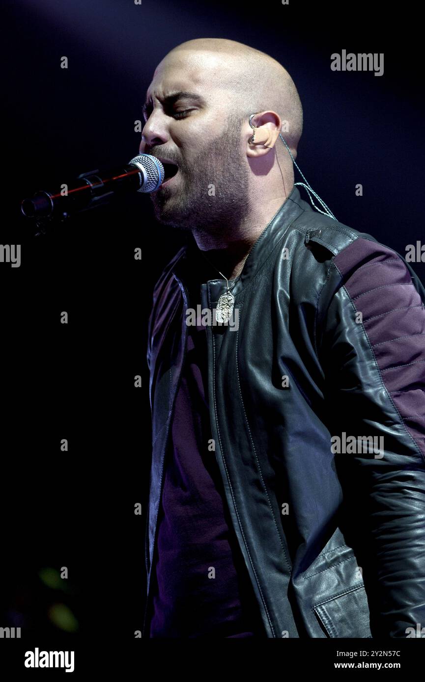 Giuliano sangiorgi gitarrist immagini e fotografie stock ad alta ...