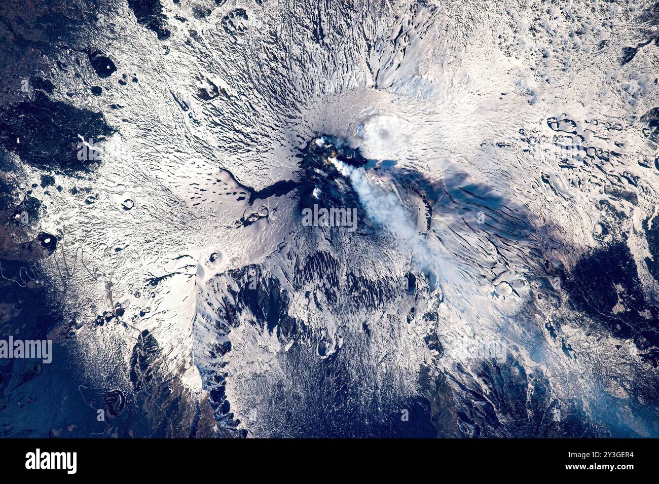 Pennacchio vulcanico immagini e fotografie stock ad alta risoluzione ...