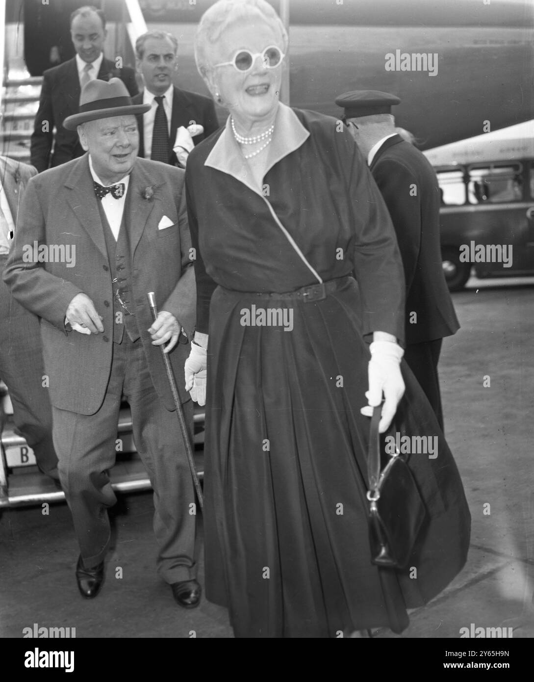 Winston churchill and his wife clementine immagini e fotografie stock ...