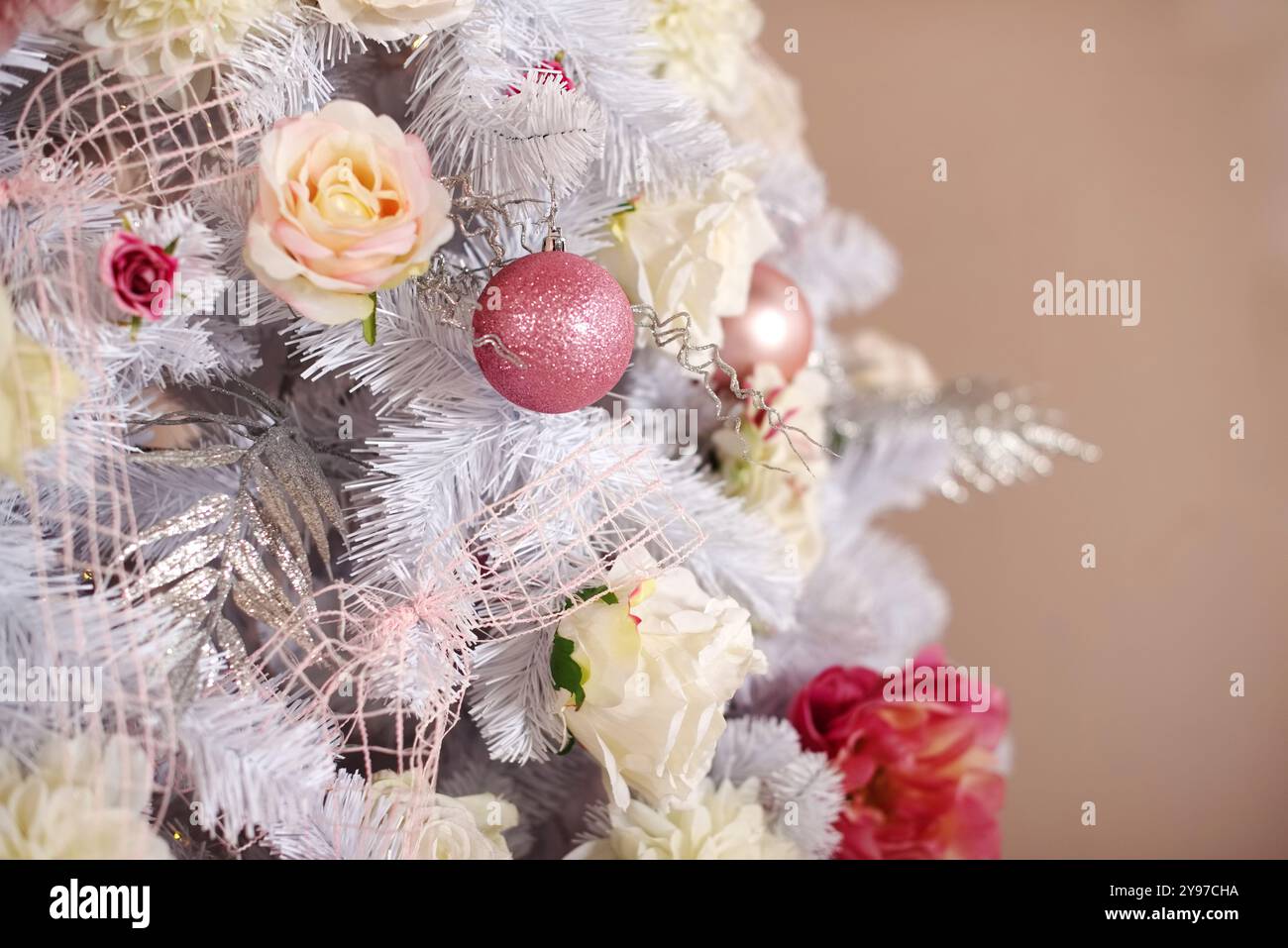 albero di natale 2025 capodanno 2025 Foto stock - Alamy