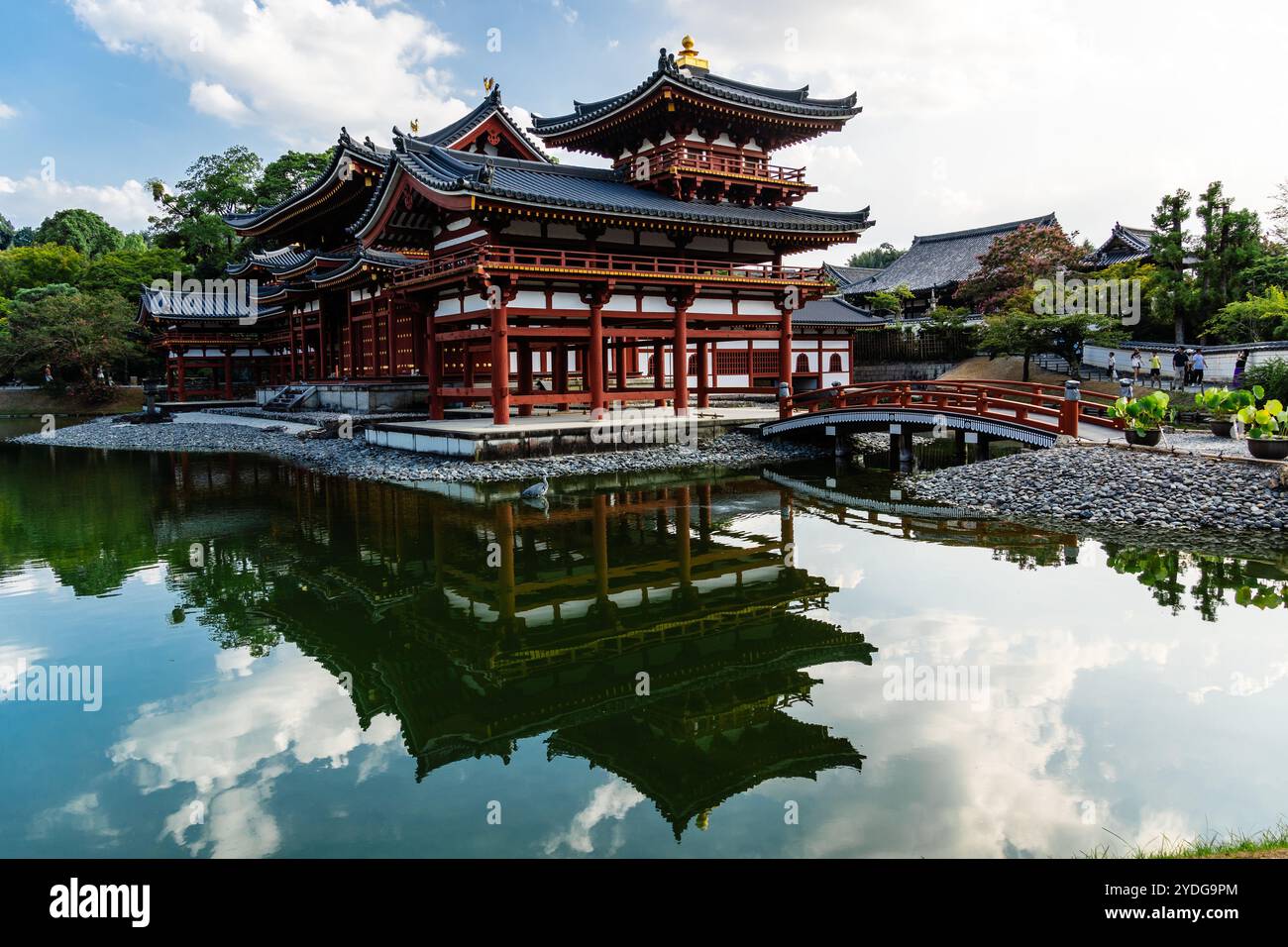 Uji, Giappone - 14 agosto 2024: Il Tempio di Byodoin è un famoso tempio ...