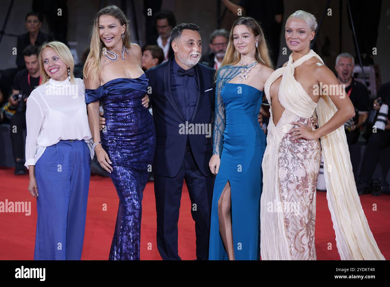 Jennifer caroletti immagini e fotografie stock ad alta risoluzione - Alamy