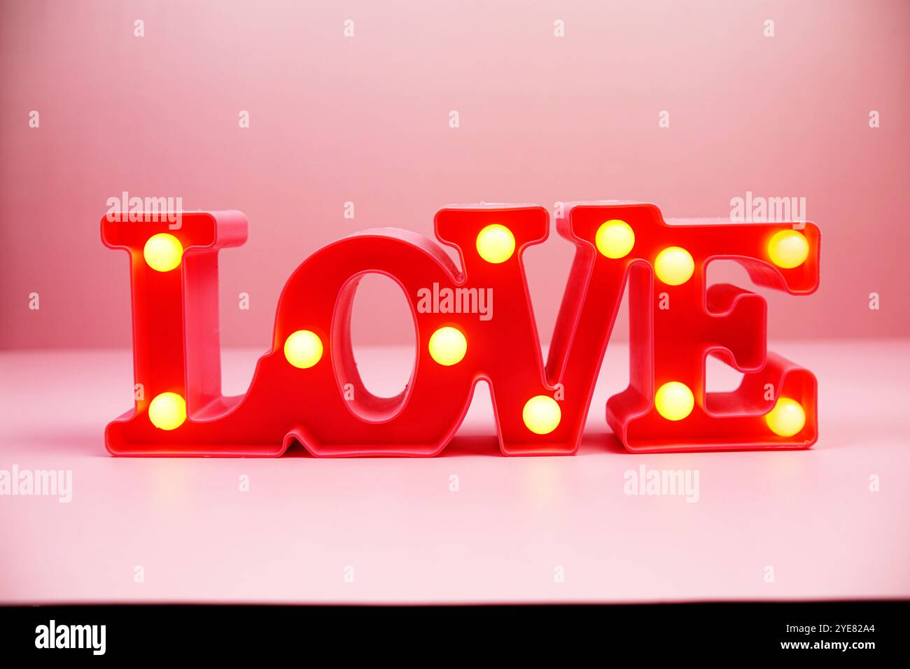 Night club san valentino immagini e fotografie stock ad alta ...