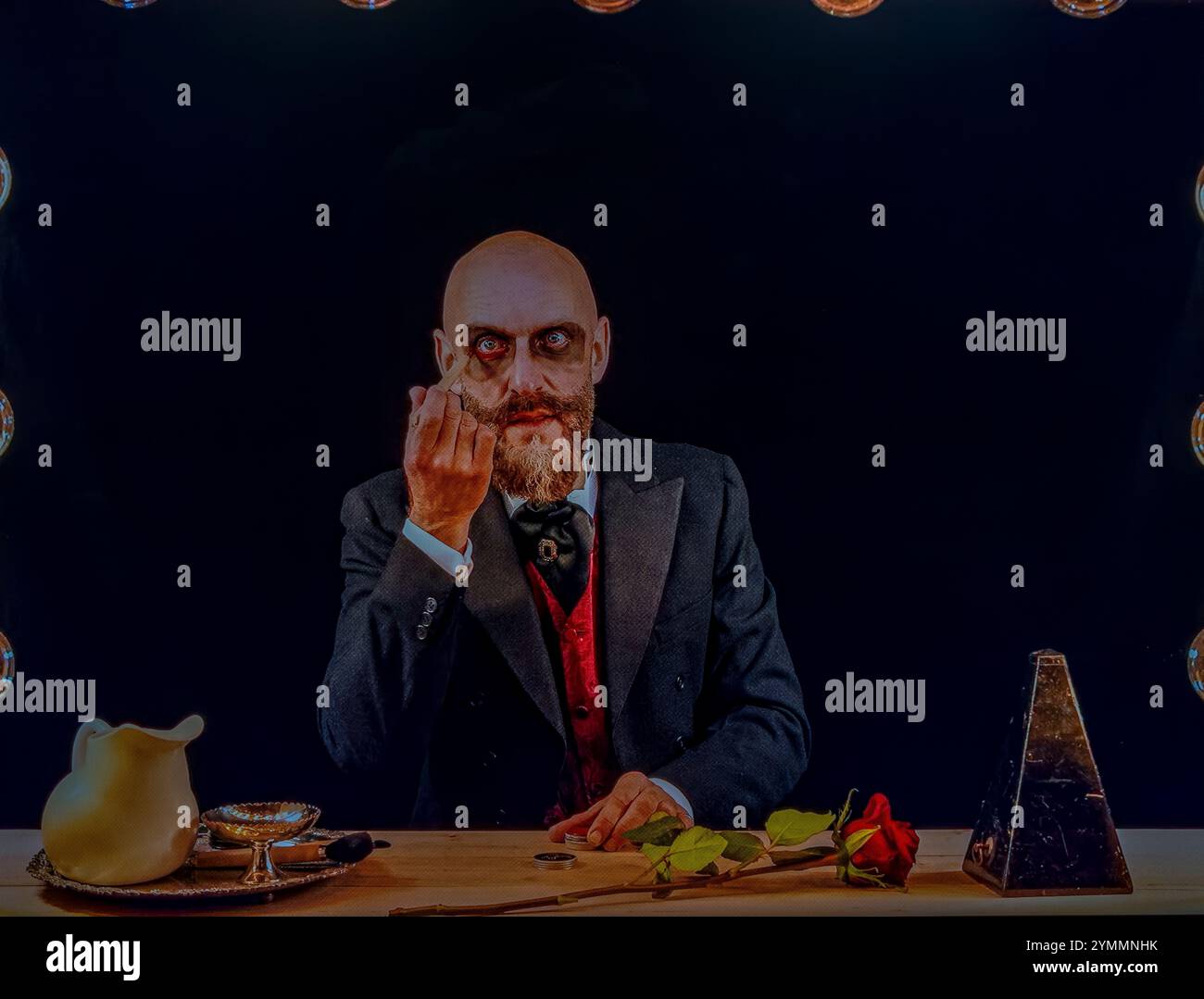 Rose villain immagini e fotografie stock ad alta risoluzione - Alamy