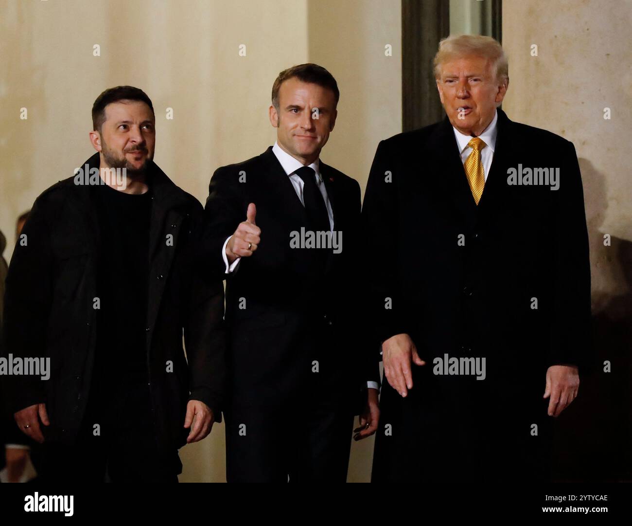 Parigi, Francia. 7 dicembre 2024. Il presidente francese Emmanuel ...