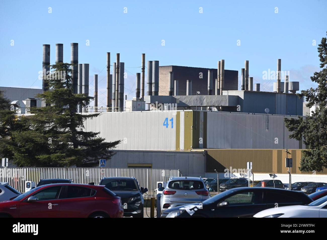 Facade of the Stellantis factory on December 10, 2024, in Figueruelas ...