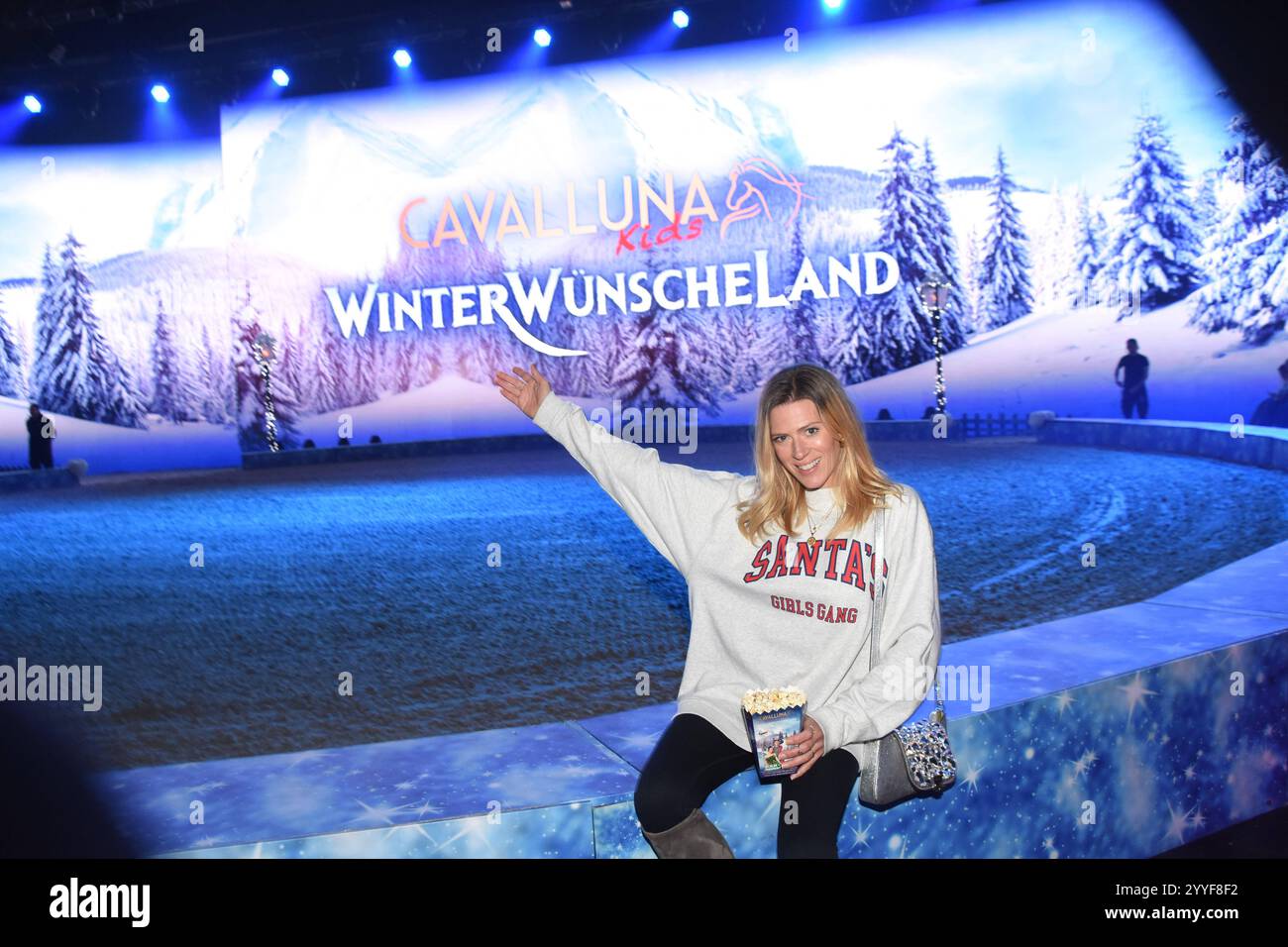 Nele Kiper, Schauspielerin Muenchen 21.12.2024. CAVALLUNA Kids Showpalast Muenchen, Hans-Jensen ...