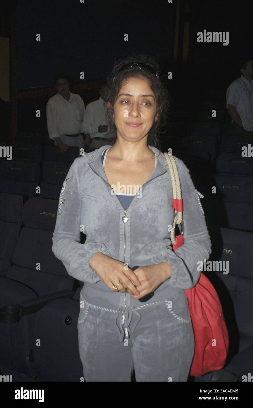 Manisha koirala immagini e fotografie stock ad alta risoluzione - Alamy