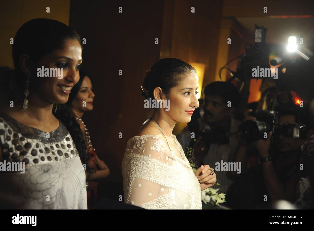 Manisha koirala immagini e fotografie stock ad alta risoluzione - Alamy