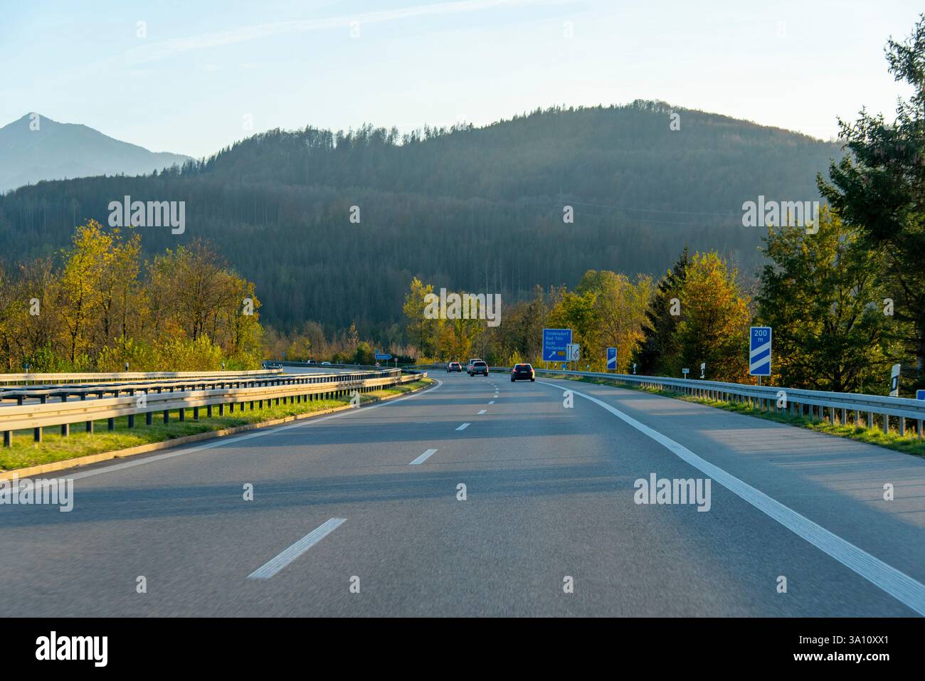 Autobahn nach süden immagini e fotografie stock ad alta risoluzione - Alamy